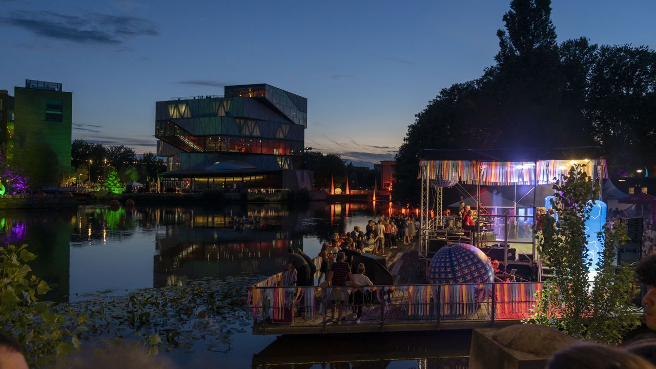 Wein & Reisen | Wein Heimat 2/2023 | VINUM